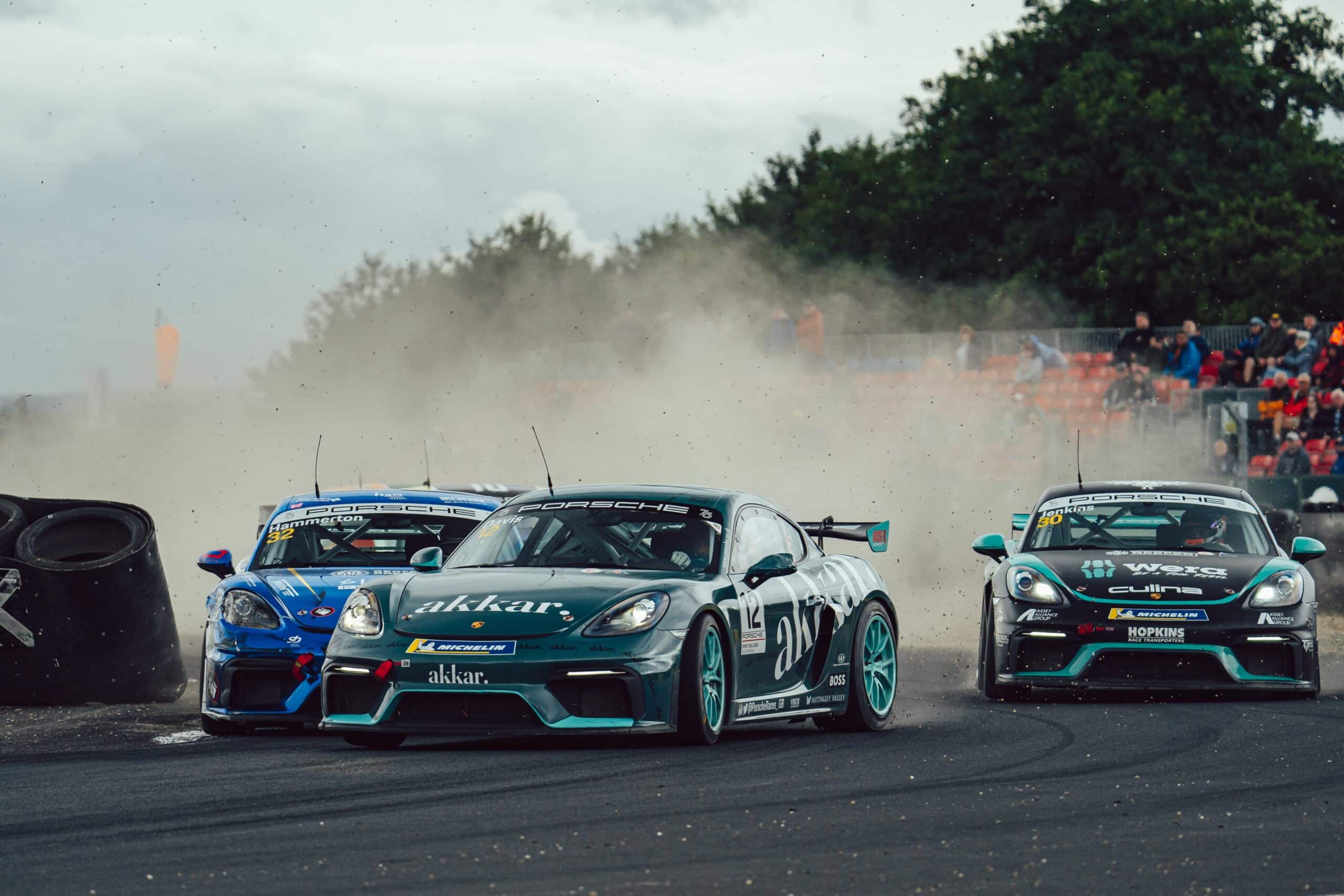 Akkar | Putting people at the heart of mobility innovation.